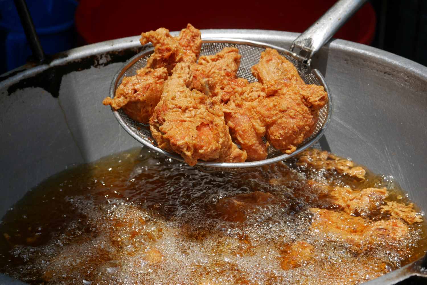 Unlock Juicy Fried Chicken: 6 Brining Benefits for Every Biz